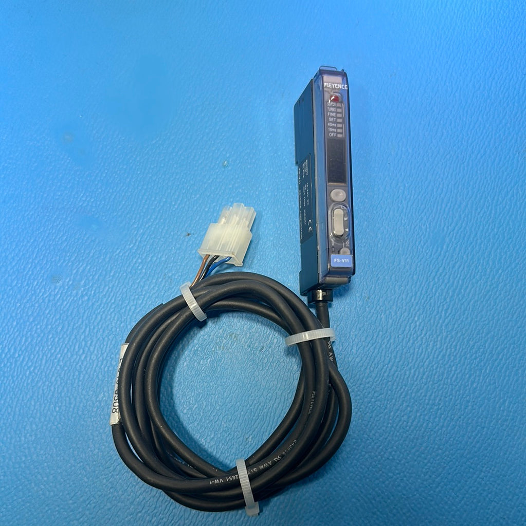 Keyence FS-V11 Fiber Optic Photoelectric Sensor Amplifier (L-049-0508 ...
